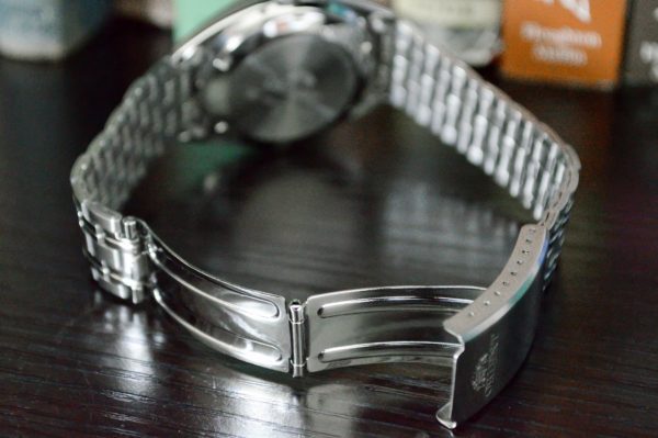 Orient 3 Star Review (FAB00009N): Undiscovered Quality and Affordability