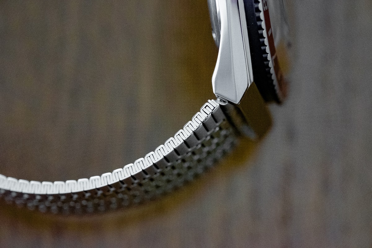 Q Timex Reissue Review - A 1970s Design in a Modern Package | Two Broke ...