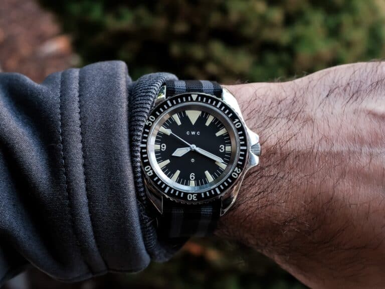 CWC 1980 Royal Navy Diver: How Close Is It To The Original?