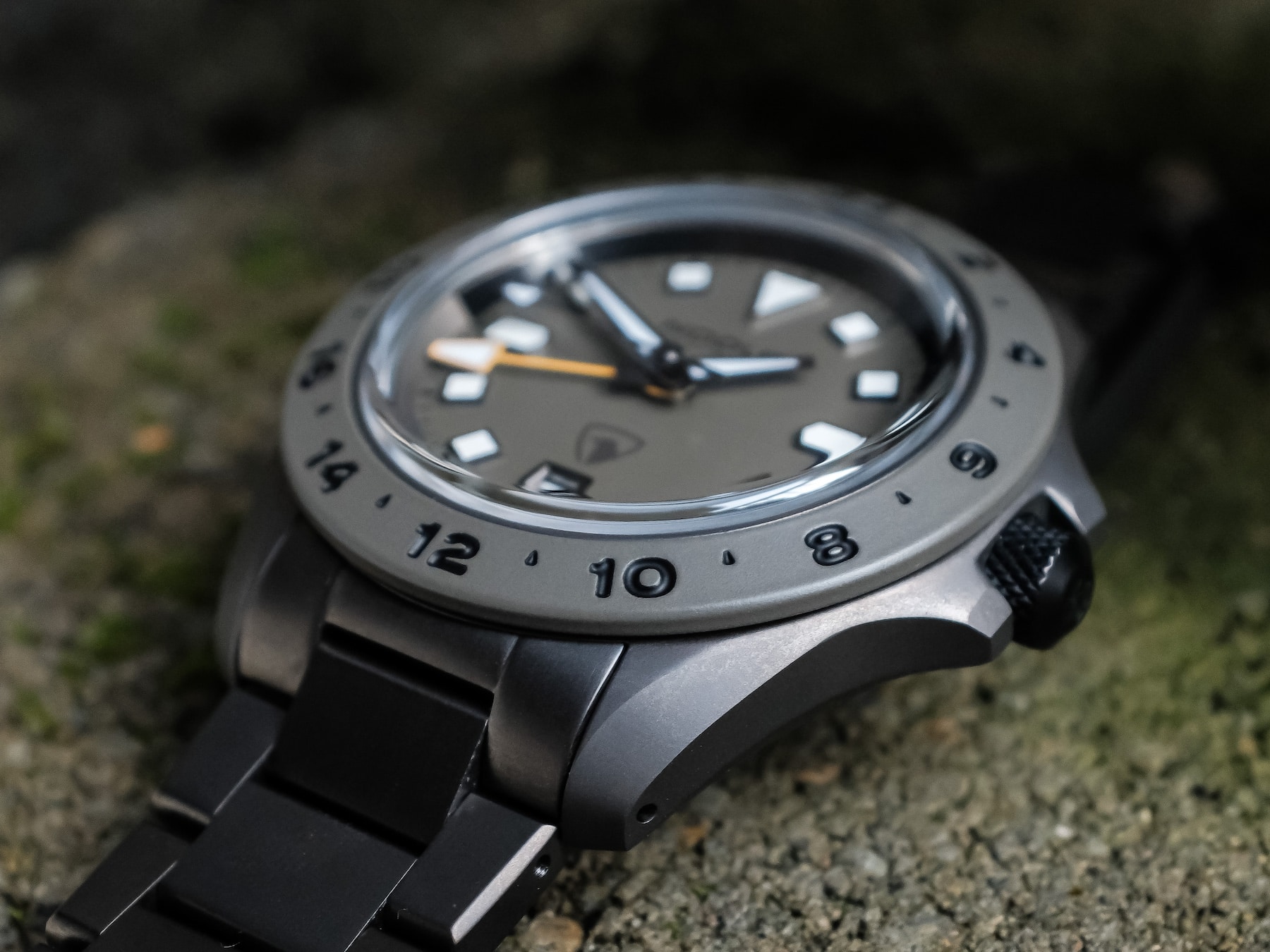 Nodus x Raven Watches TrailTrekker Review | Two Broke Watch Snobs