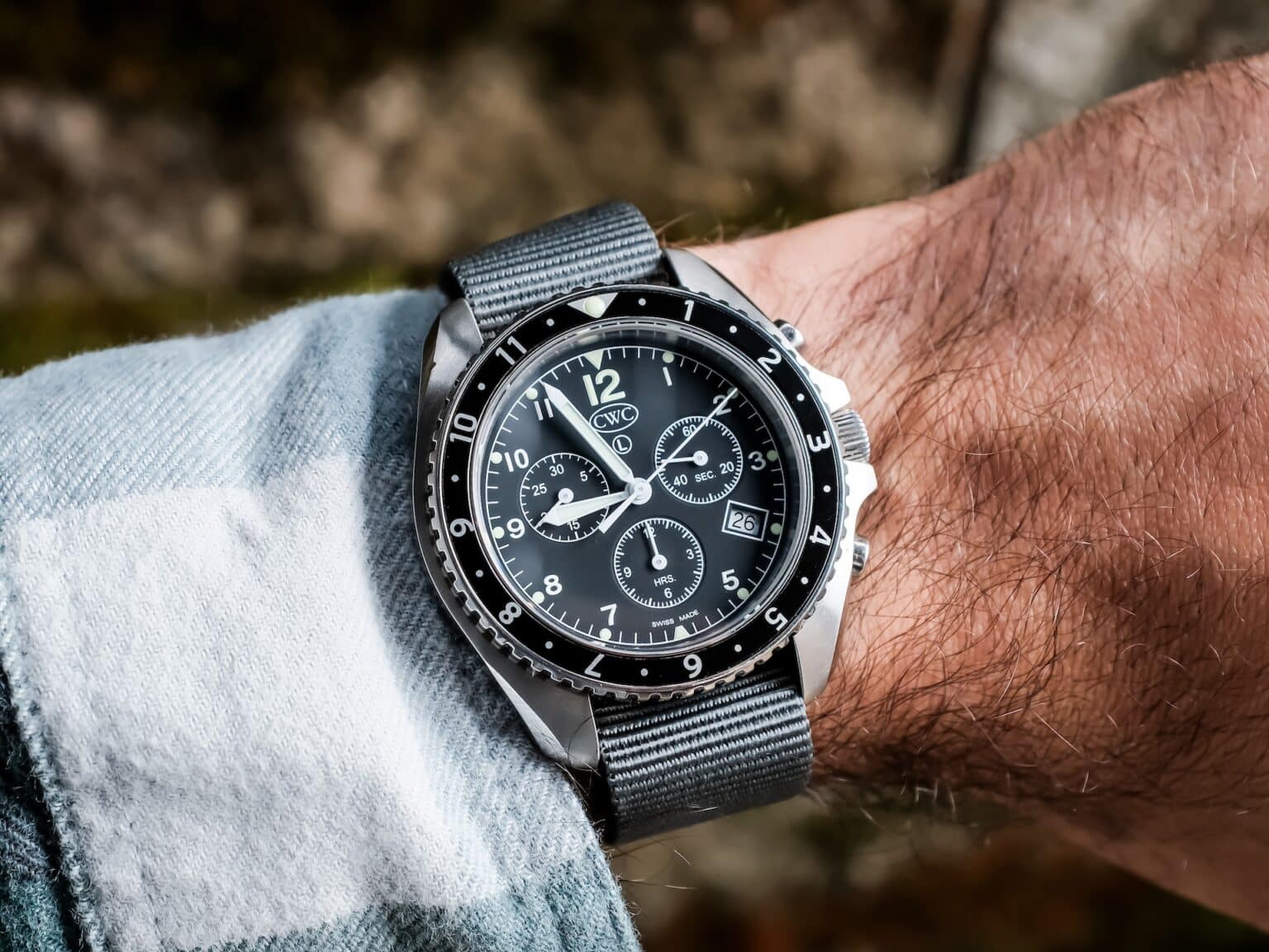 Hands-On Video Review: The CWC Sea Falcon Chronograph | Two Broke Watch ...
