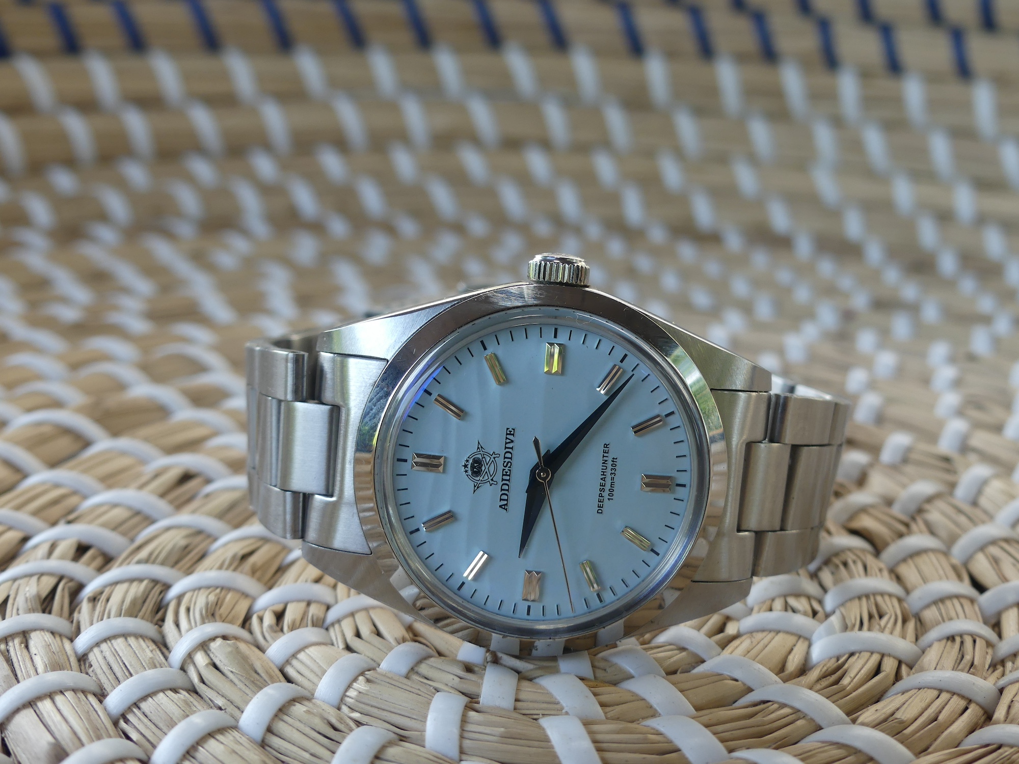 The Watch that Made AliExpress Homages Cool | Two Broke Watch Snobs