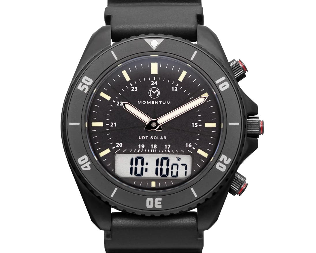 A Look At The New Momentum UDT Eclipse Synch Solar | Two Broke Watch Snobs