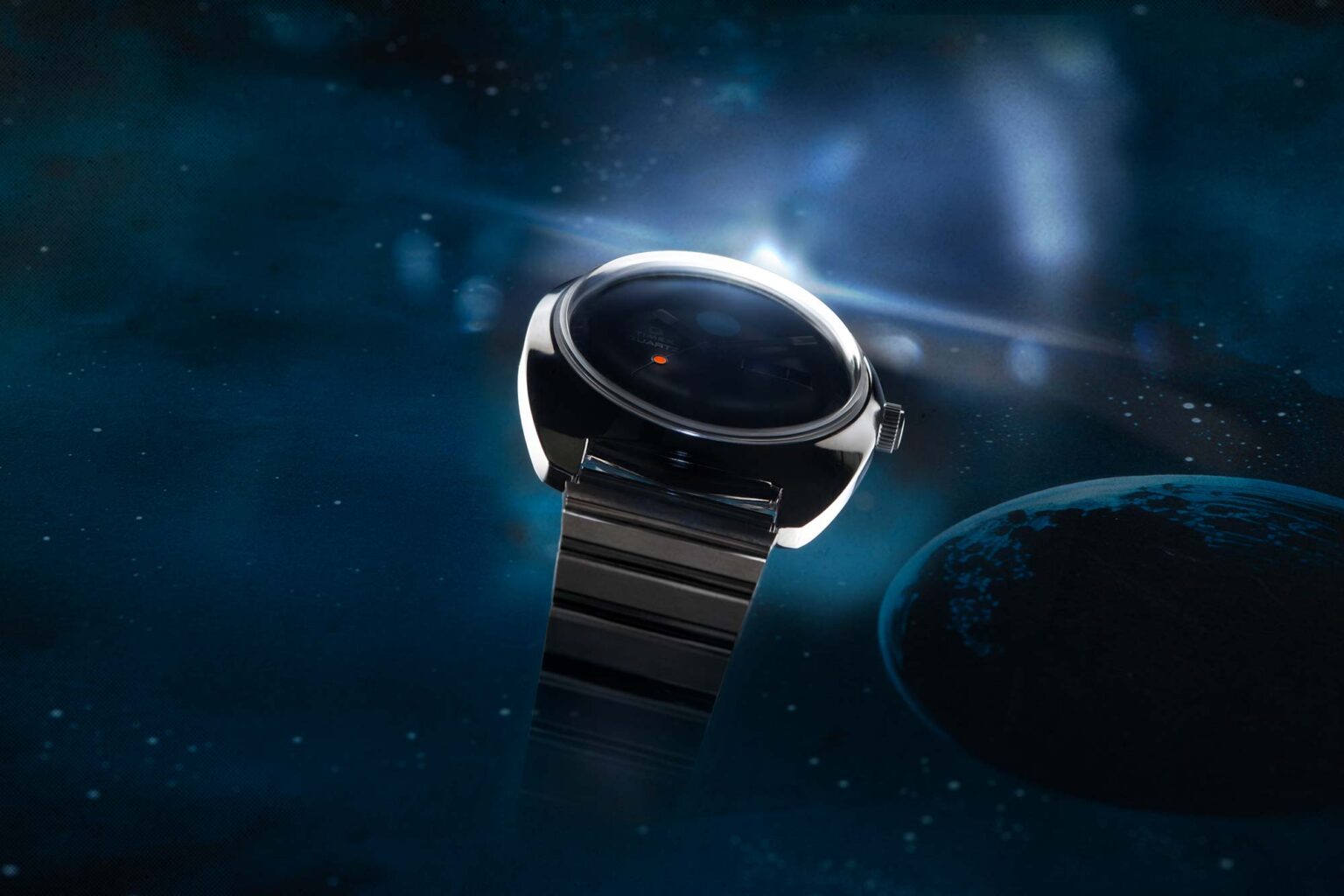 Timex Unveils the 1975 Enigma Reissue: A Tribute to the 'Mystery Dial ...