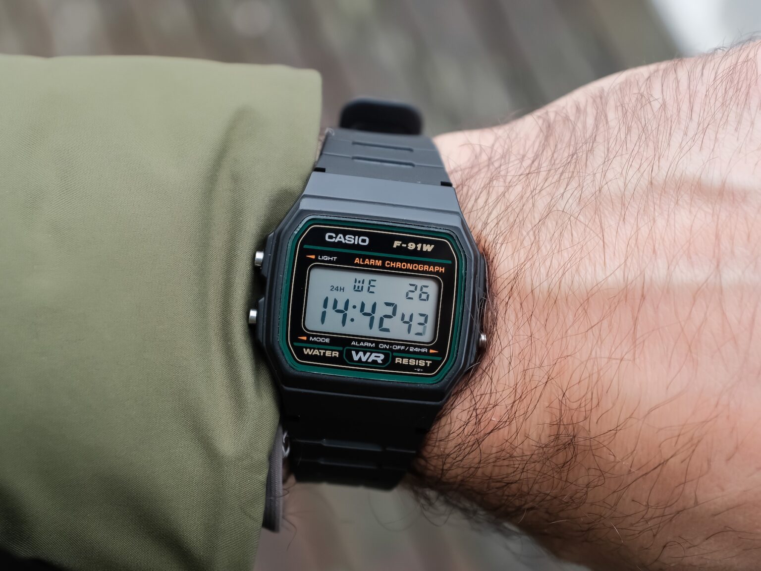 What Is a Quartz Watch (And Do You Really Need One)?