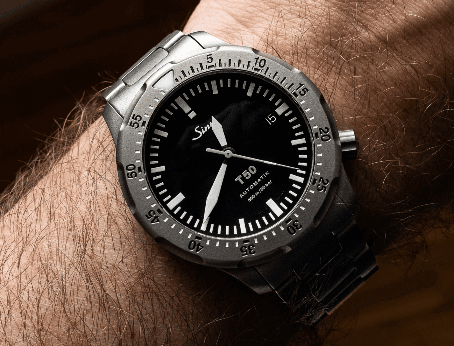 3 Best Dive Watches From Germany We Tested (That Most People Ignore ...