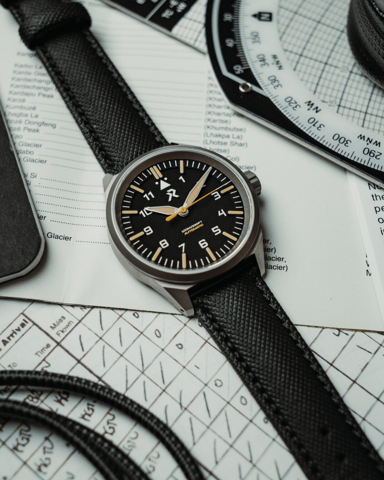 The RZE Resolute Type A Updates the Classic Pilot Watch Formula | Two ...
